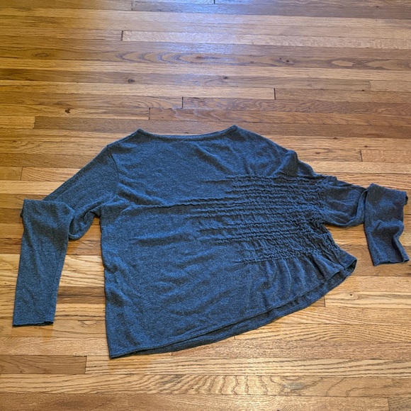 Sarah Pacini | Tops | Very Gently Worn Sarah Pacini Charcoal Knit Top ...